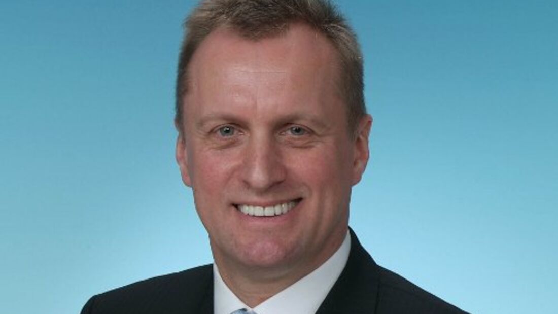 Lothar Holder ist Setra-Vertriebschef | eurotransport