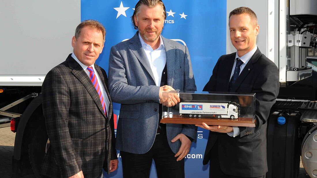 Schmitz Cargobull: 50 Kühlauflieger für Reinert Logistics | eurotransport